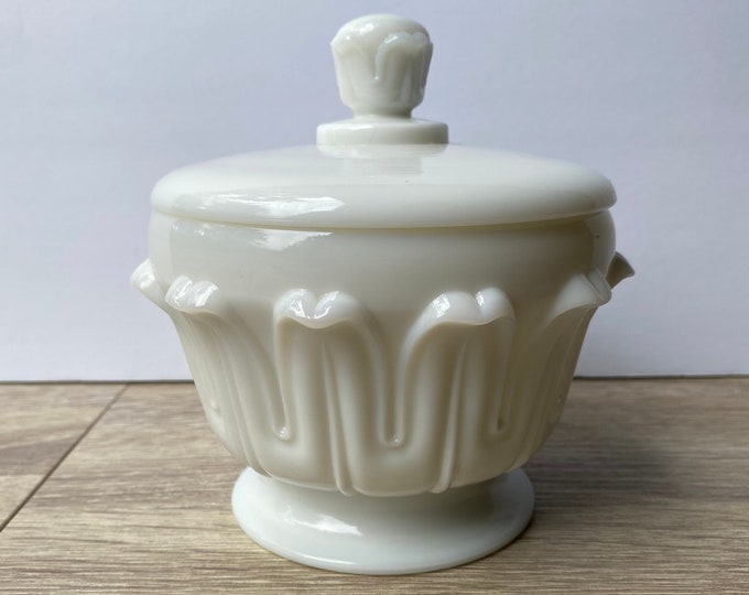 Vintage Fenton Lambs Tongue Milk Glass Covered Candy Dish, Collectable ...