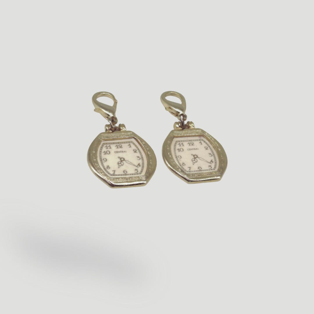 Keychains「 Rare Cute Dainty Mercedes Logo Watch Keychains Gold Tone ...