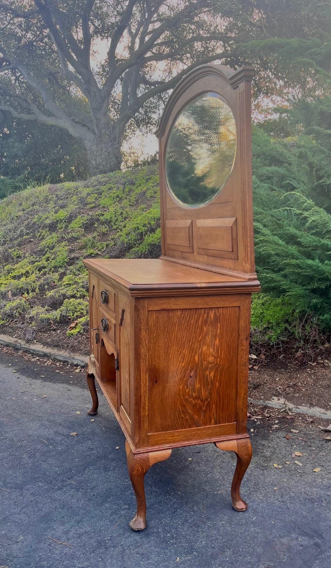 Antique Oak Victorian Buffet, Sideboard With Mirror and Working Key ...