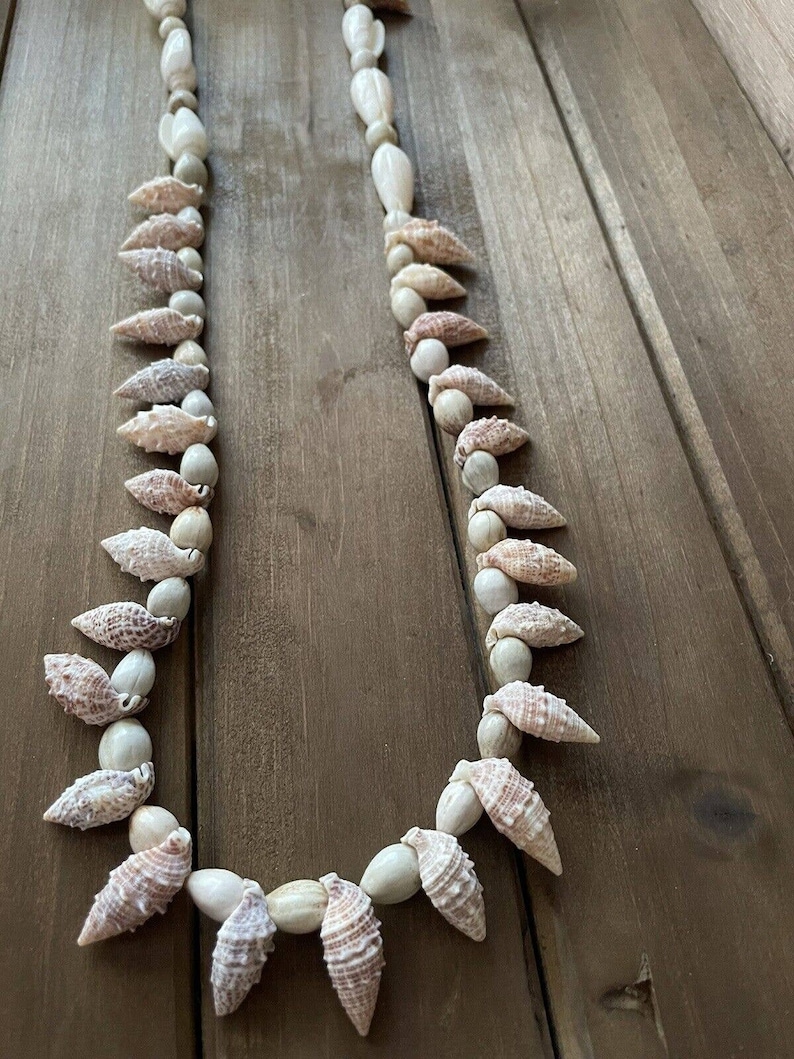 Vintage Shell Lei - Necklace - Rare LARGE Shells - 30” - Etsy