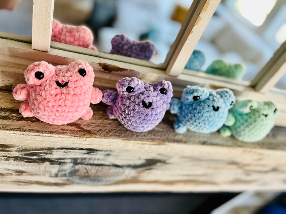 Crochet Fluffy Baby Frogs - Etsy