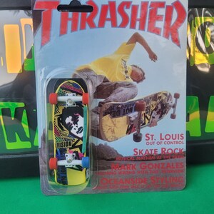 Fingerbomb Sk8boards Complete Custom Retro Style Fingerboard - Etsy