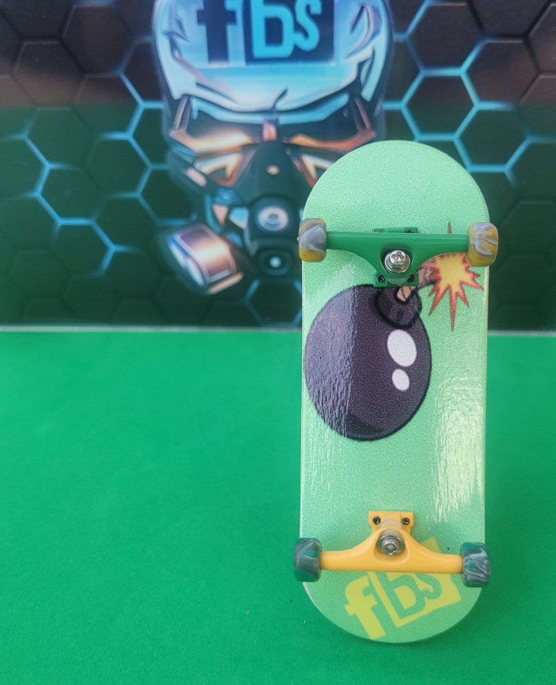 Fingerbombsk8boards Custom 34 Mm Complete Fingerboard ("fuse") Real ...