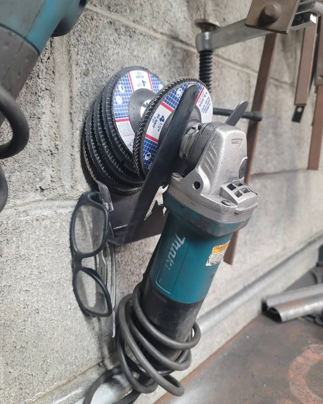 4.5 Grinder Hanger & Organizer - Etsy