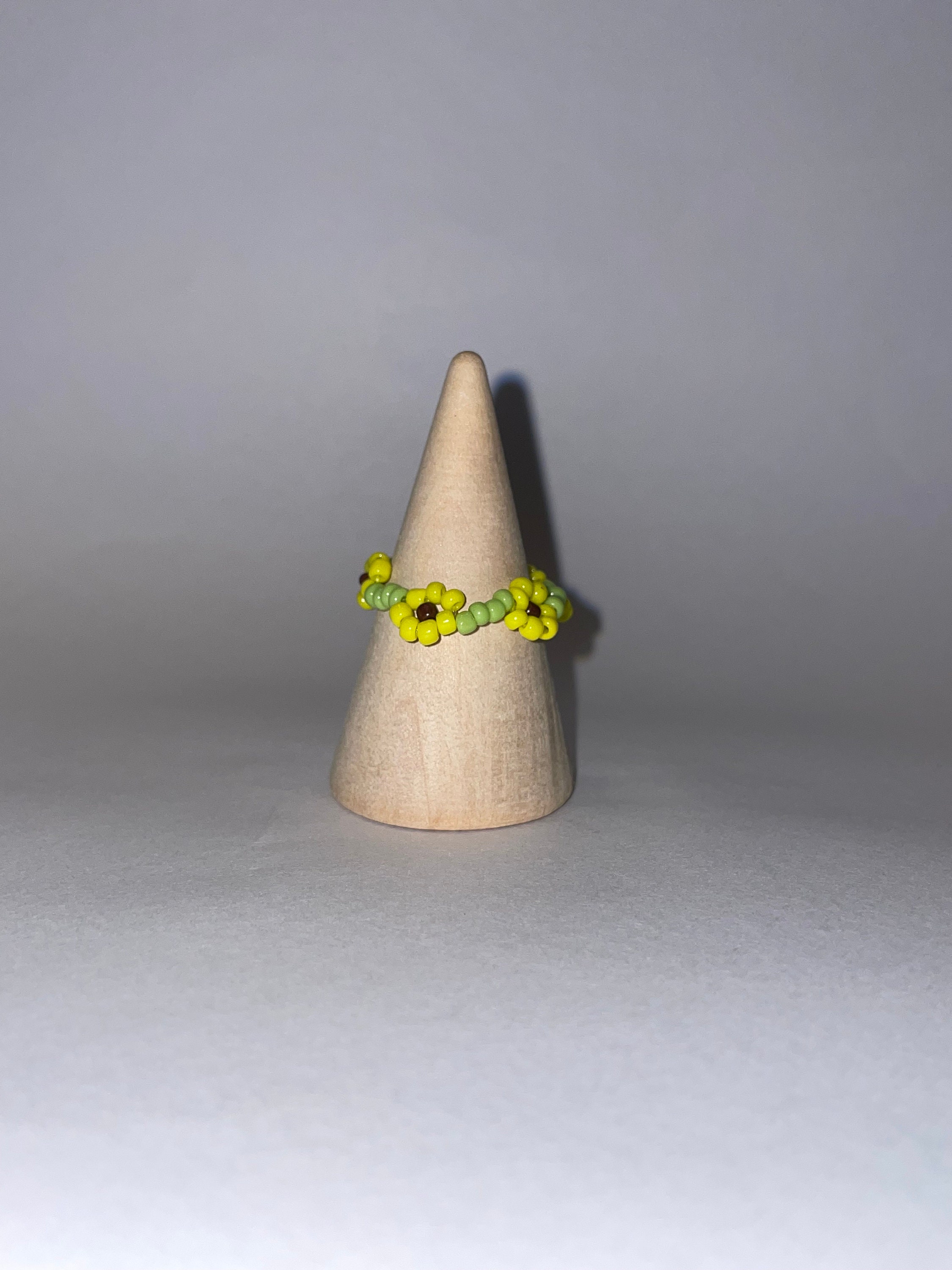 Daisy Chain Rings - Floral Design - Etsy