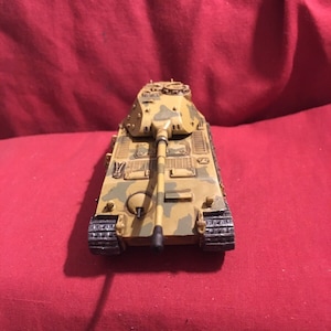 SCALE 1/72 WW2 GERMAN VK.4501 (P) Ausf H Prototype Tank - Painted ...