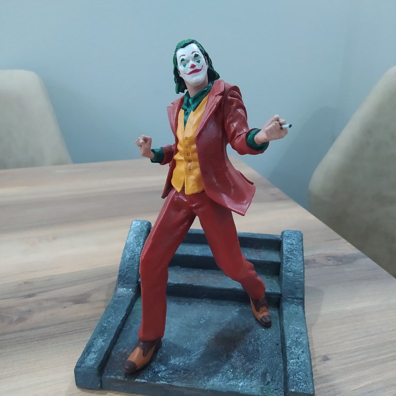 Joker Figure 25 Cm | Joaquin Phoenix | Joker | Joker Stair Dance I ...
