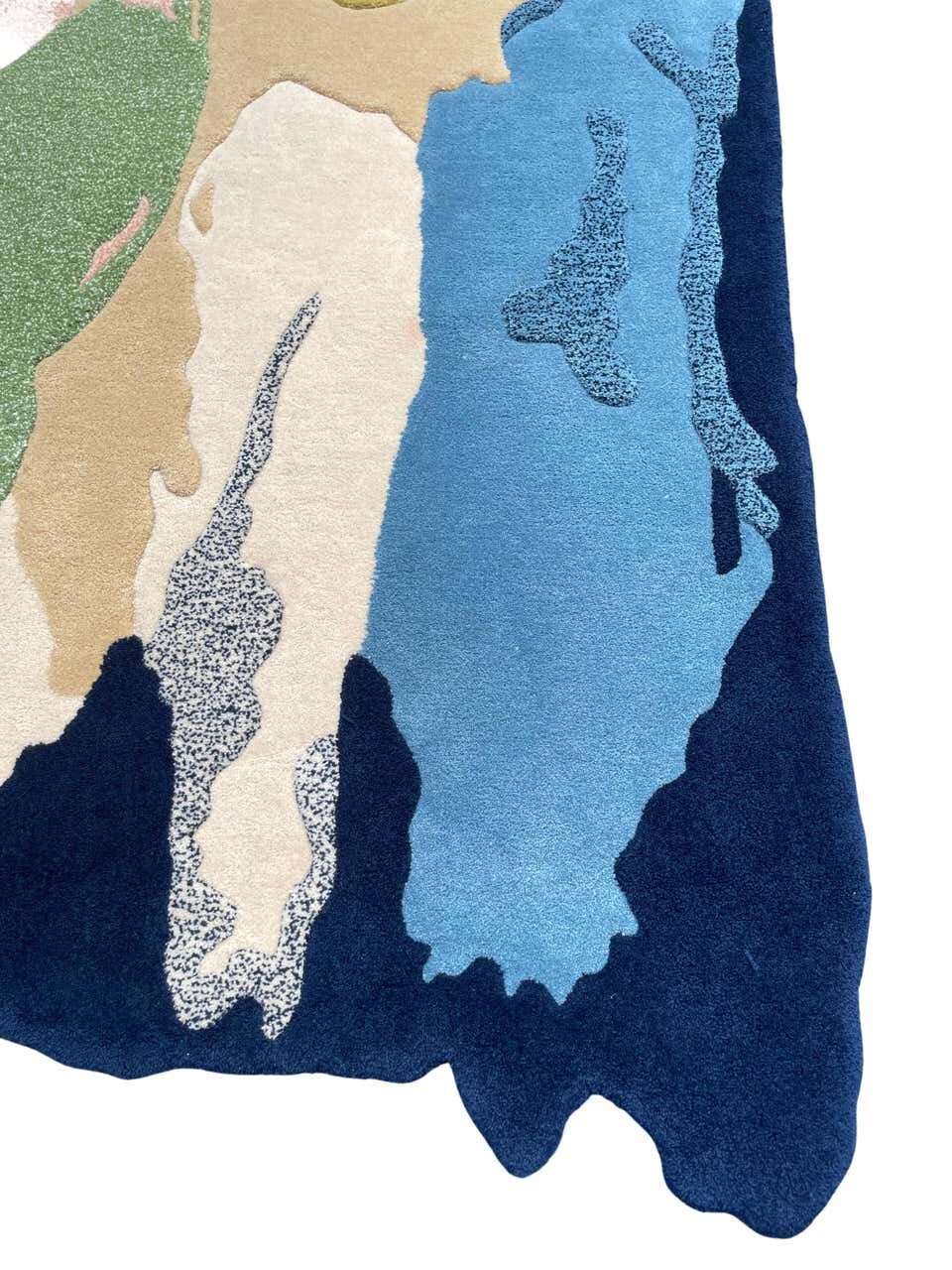 Multicolored Illusion Stripes & Irregular Shape Hand-tufted 100% Wool ...