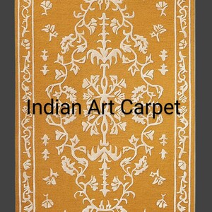 YELLOW COLOR CLASSIC Rug / Aesthetic Carpet / Handtufted - Etsy