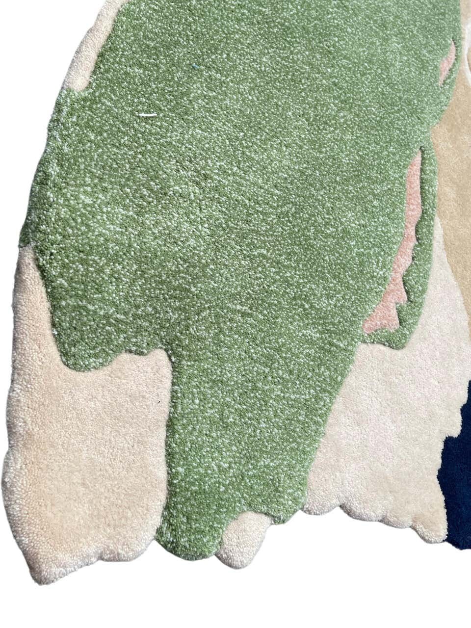 Multicolored Illusion Stripes & Irregular Shape Hand-tufted 100% Wool ...