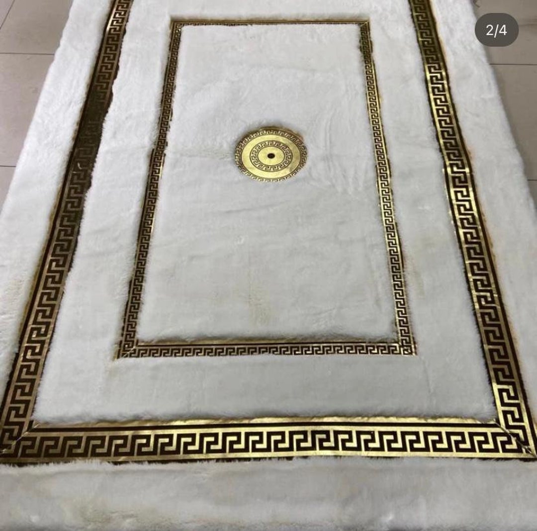 White Fur Carpet, White With Golden Fur Rug, Shaggy and Leather Carpet ...