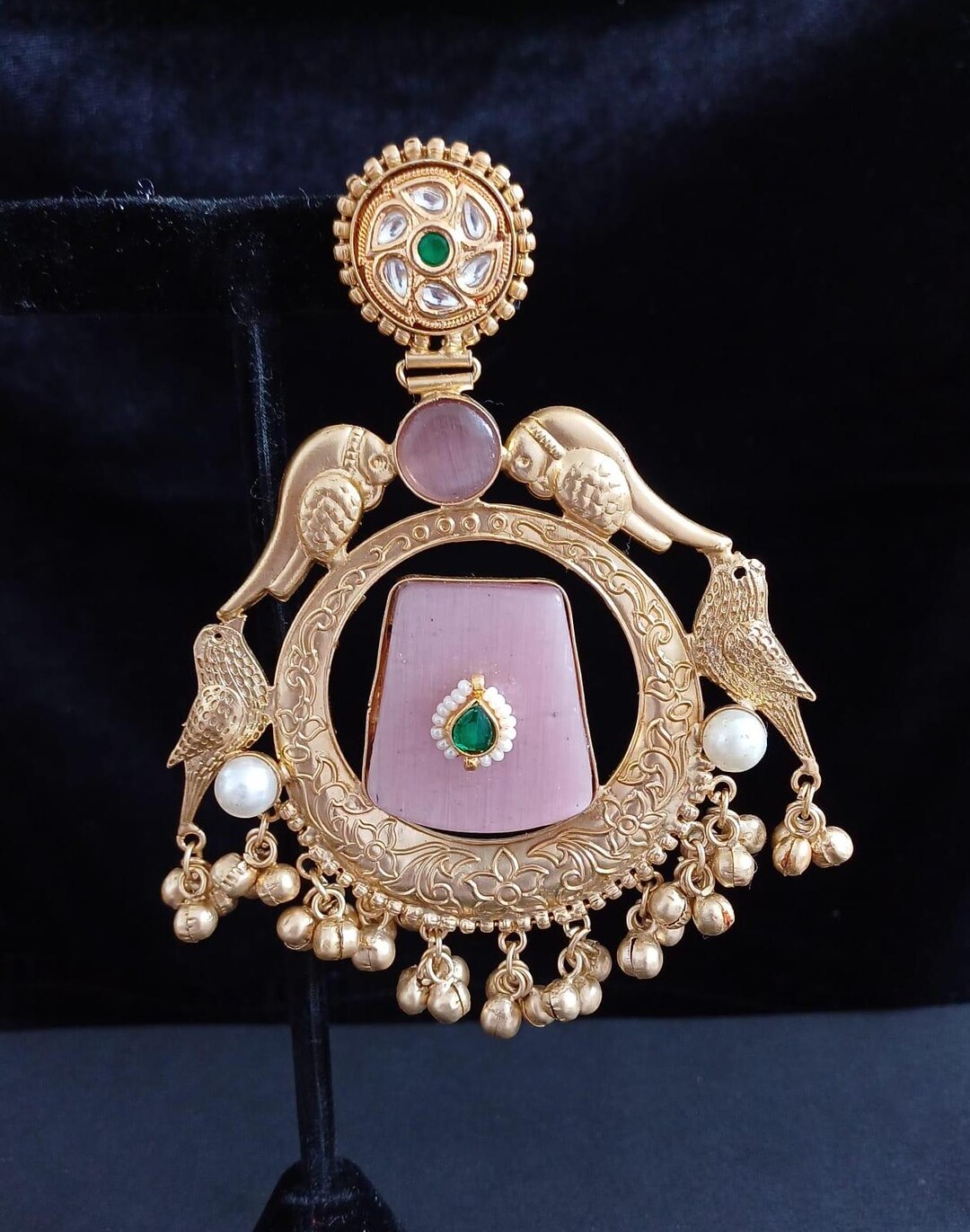 Beautiful Gold Toned Drop Fusion Bird Detailing Light Pink Mona Lisa ...