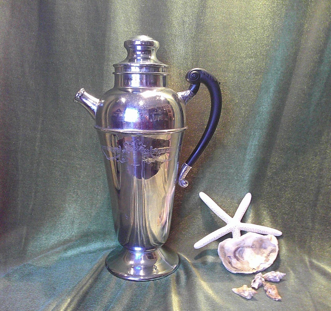 1920's Antique Cocktail Shaker Art Deco Engraved Swag Black Bakelite ...