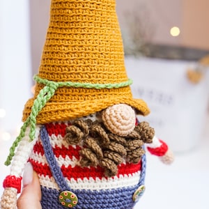 Crochet Patterns GARDENER Gnome, Summer Gnome, Flower Gnome, Crochet ...