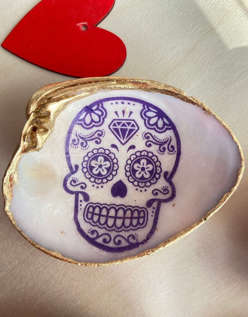 Decoupage Clam Shell - Trinket/ring Dish - Sea Shell Art - Heart Decor ...
