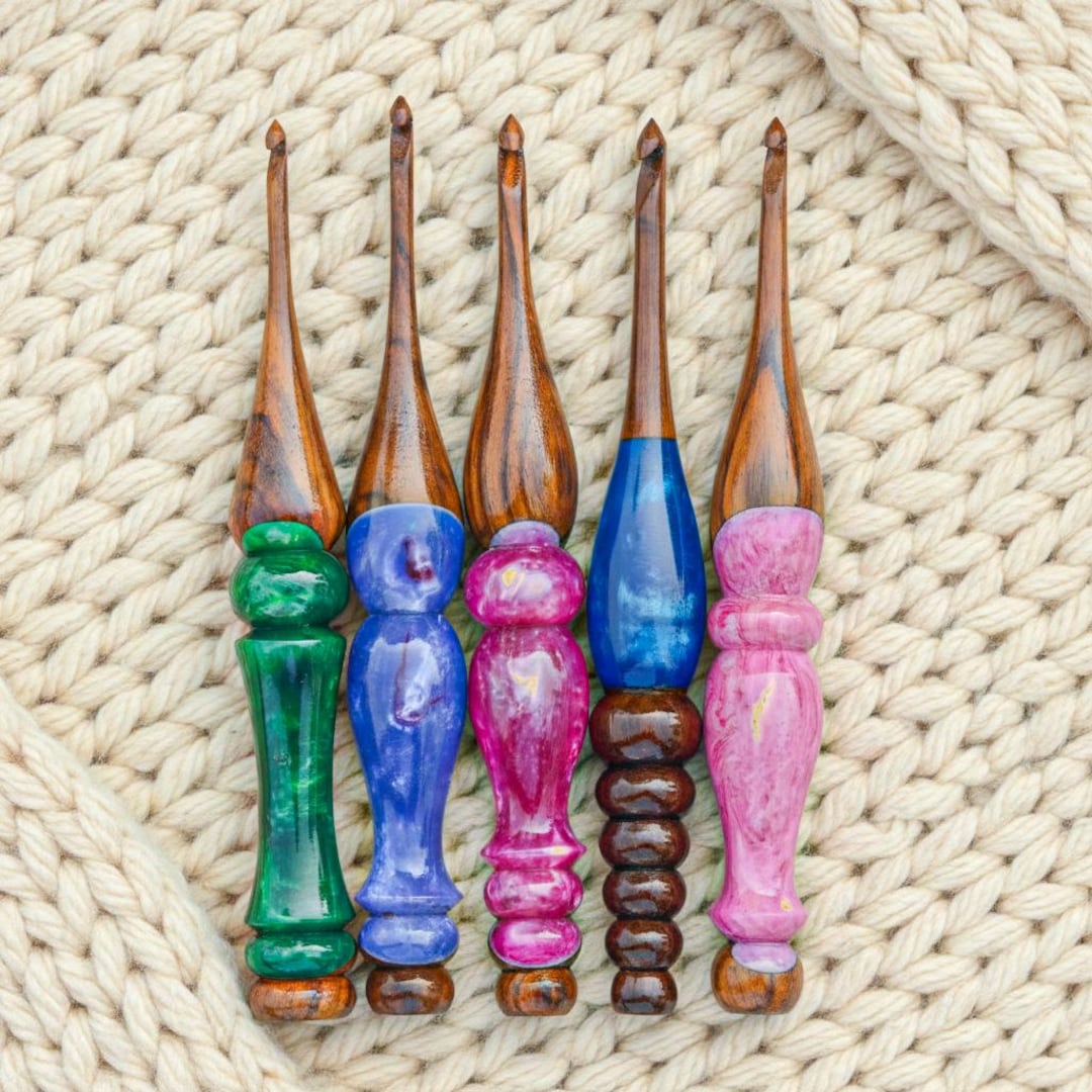 Handmade Crochet Hooks Set (3.5mm-12mm) | Multi-color Resin & Rosewood ...