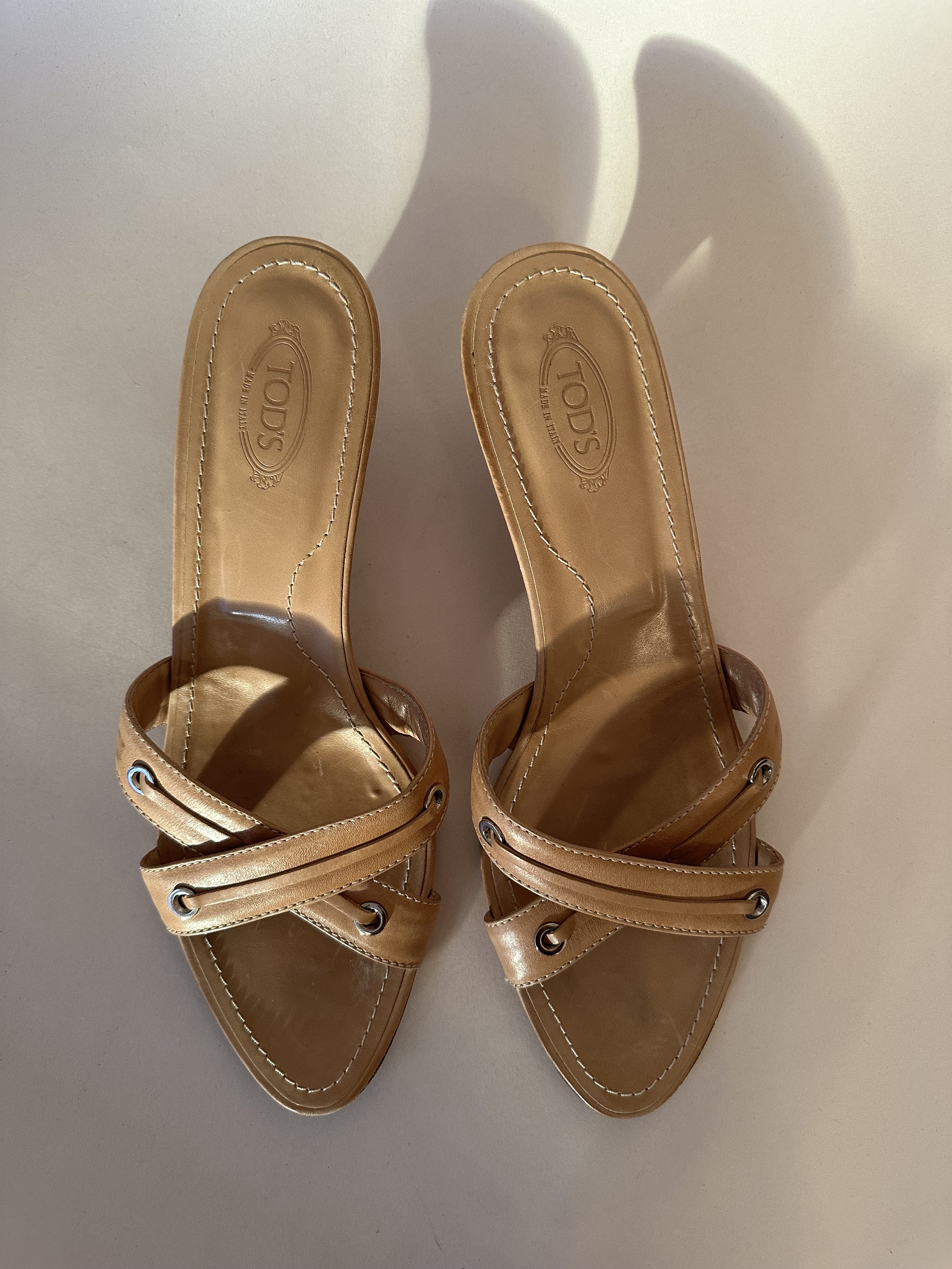TOD’S Sandal / Heel Open Shoes / Toe Mules / Light Brown Leather Sandal ...