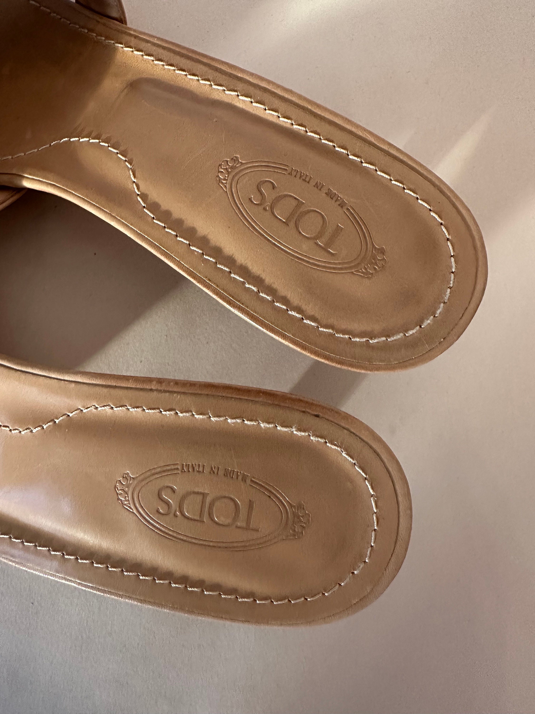 TOD’S Sandal / Heel Open Shoes / Toe Mules / Light Brown Leather Sandal ...