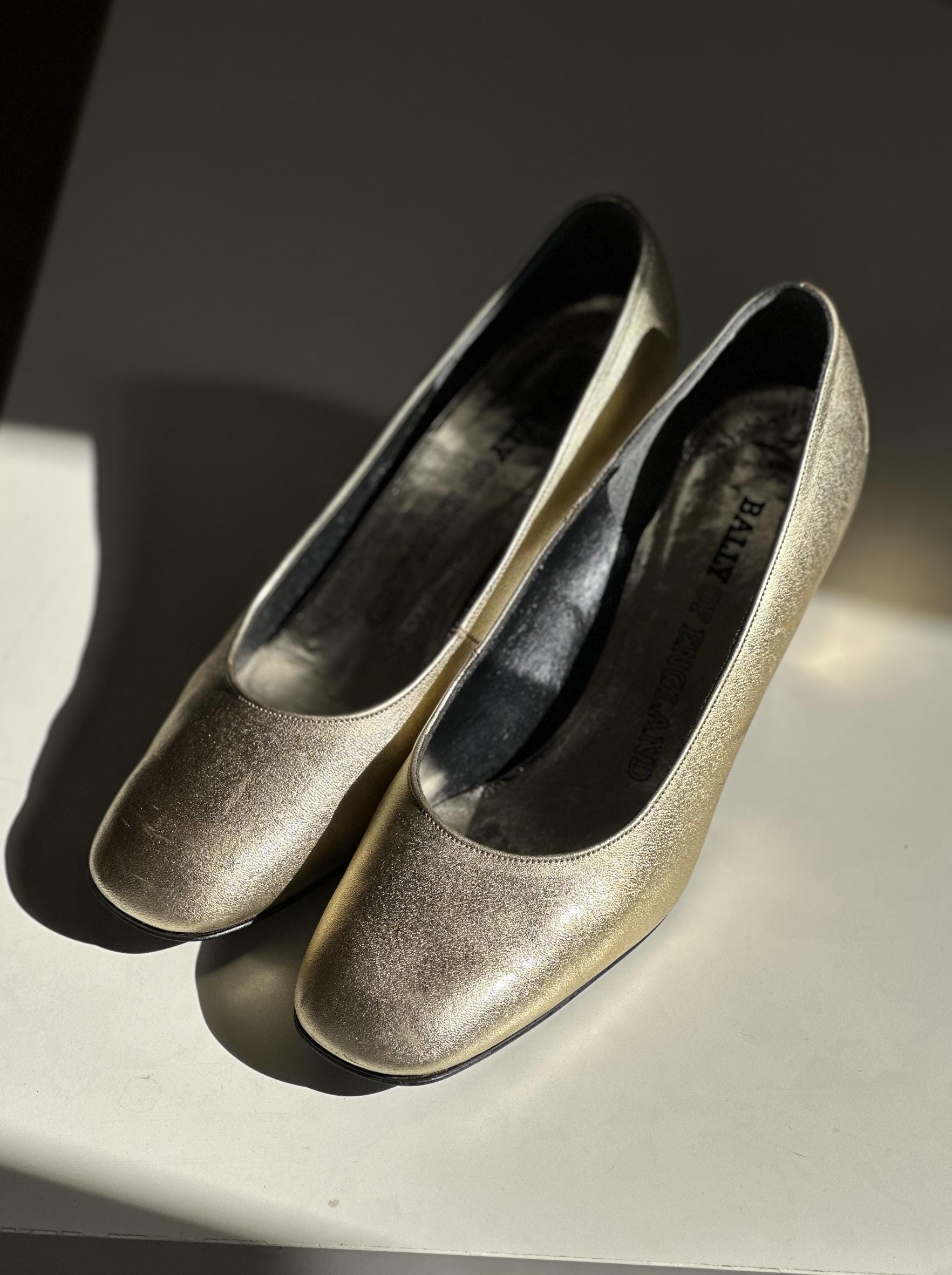 Vintage BALLY Leather Shoes Gold Color / Bally of England / Pump Shoes ...