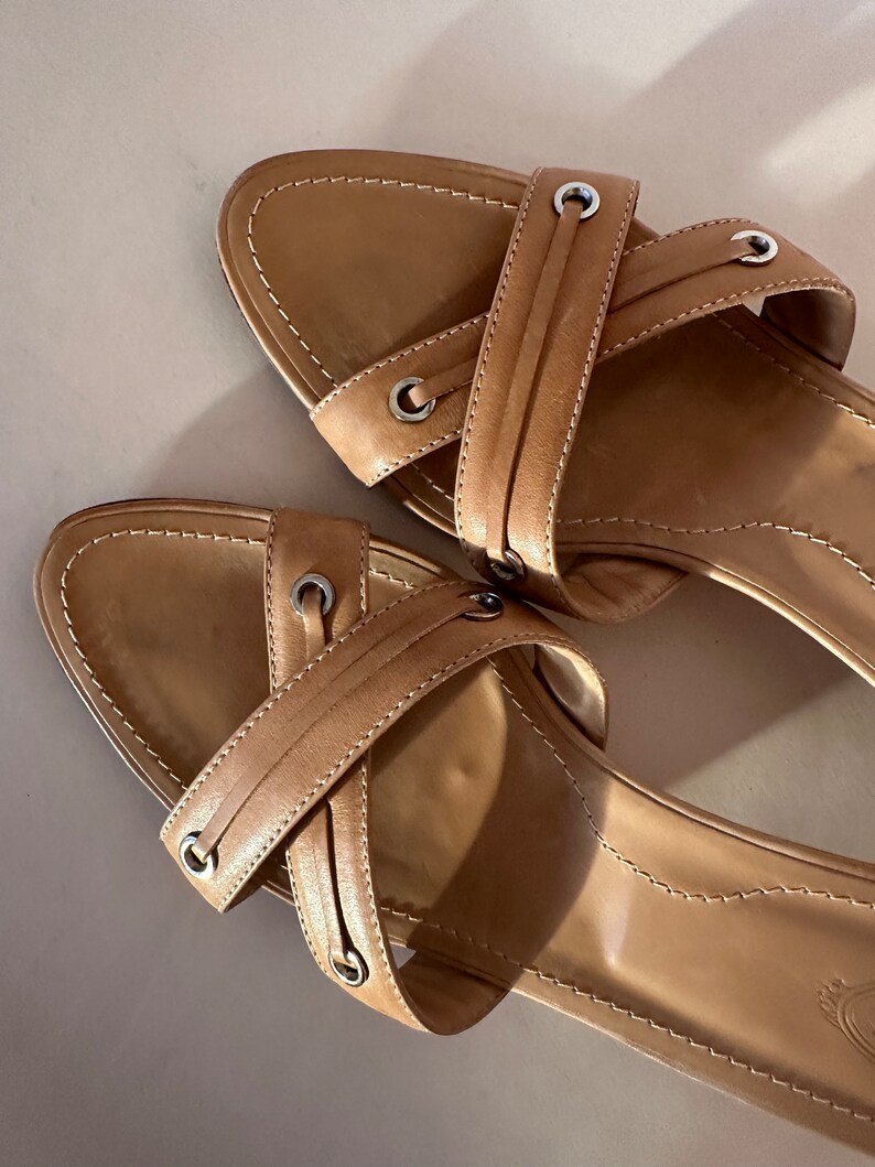 TOD’S Sandal / Heel Open Shoes / Toe Mules / Light Brown Leather Sandal ...
