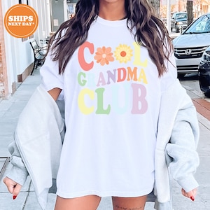 Cool Grandma Club T-shirt | Cool Grandma Tee | Winter Shirt | Grammy ...