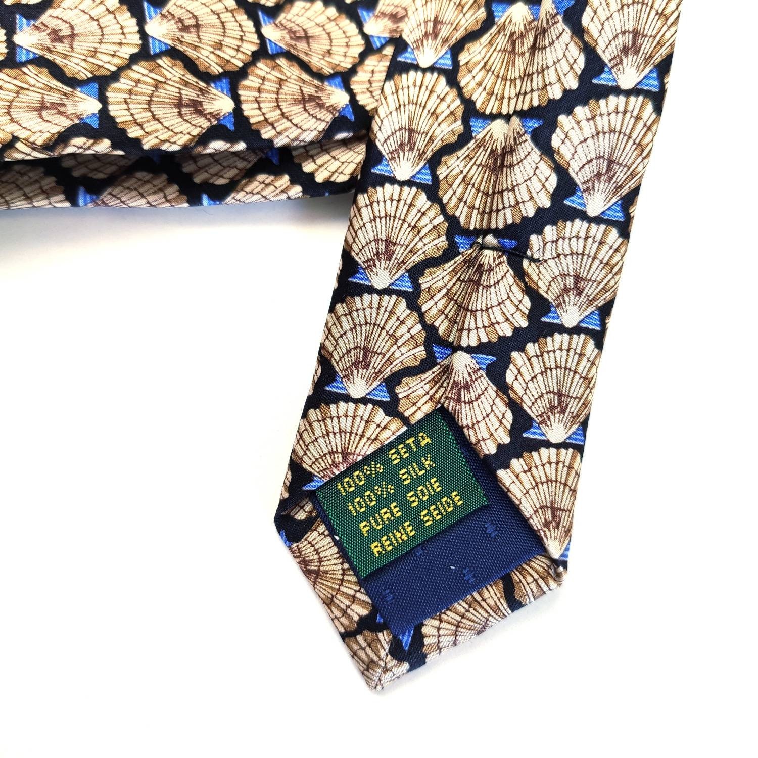 Georgio Vintage Tie Best Silk Rarely as Good as New Shell Sea Ocean ...