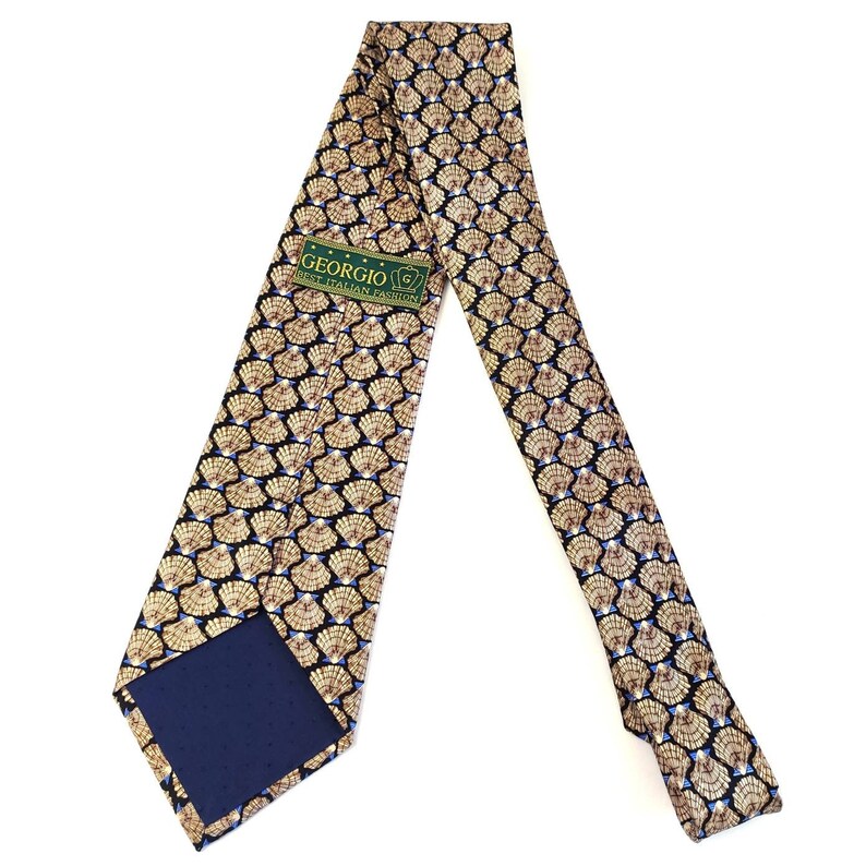 Georgio Vintage Tie Best Silk Rarely as Good as New Shell Sea Ocean ...