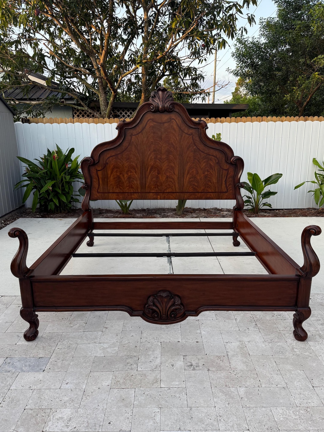 Thomasville Ernest Hemingway Danelli Panel King Bed - Etsy