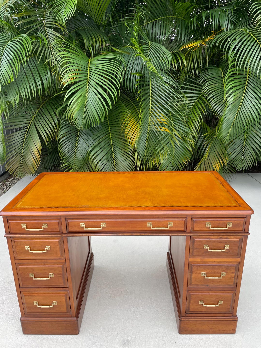 Sligh-lowry Kneehole Desk With Leather Top - Etsy
