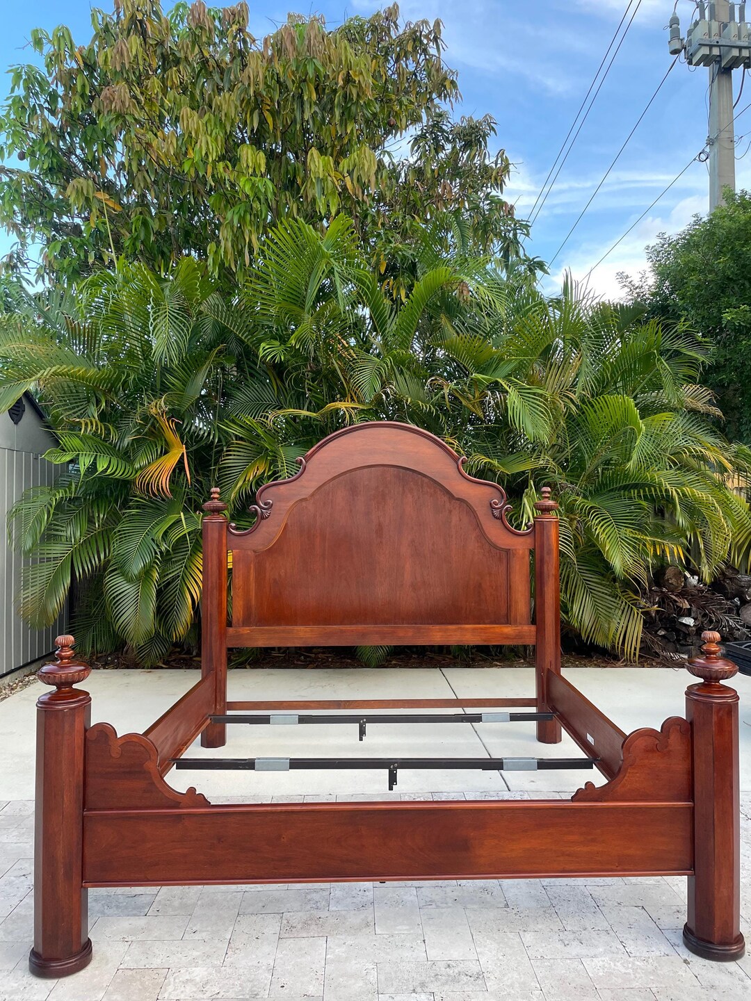 Vintage Victorian Style Lexington Vestiges King Bed - Etsy
