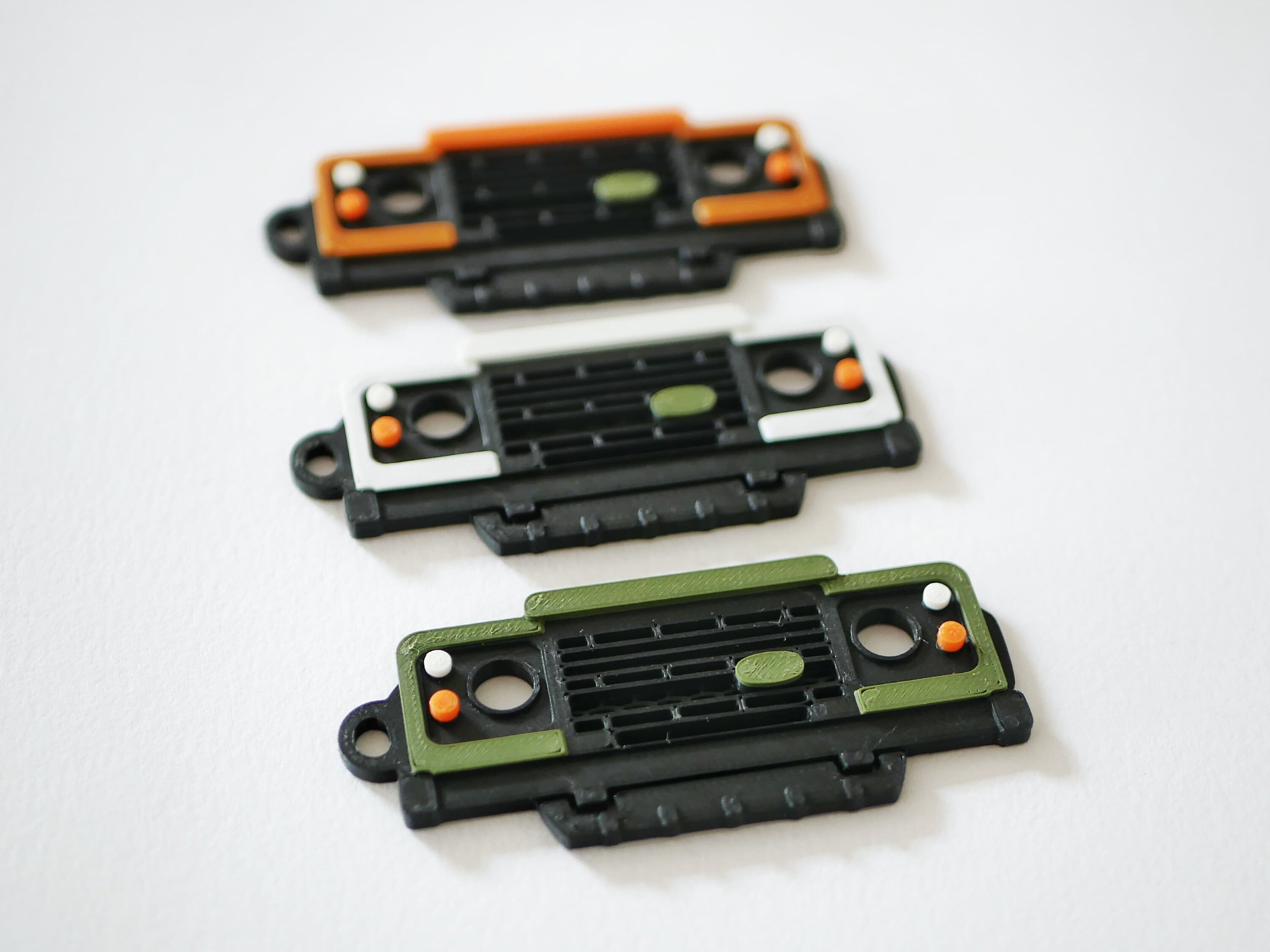 Land Rover Defender Grill Customisable Keychain Keyring 4x4 Gift Idea ...