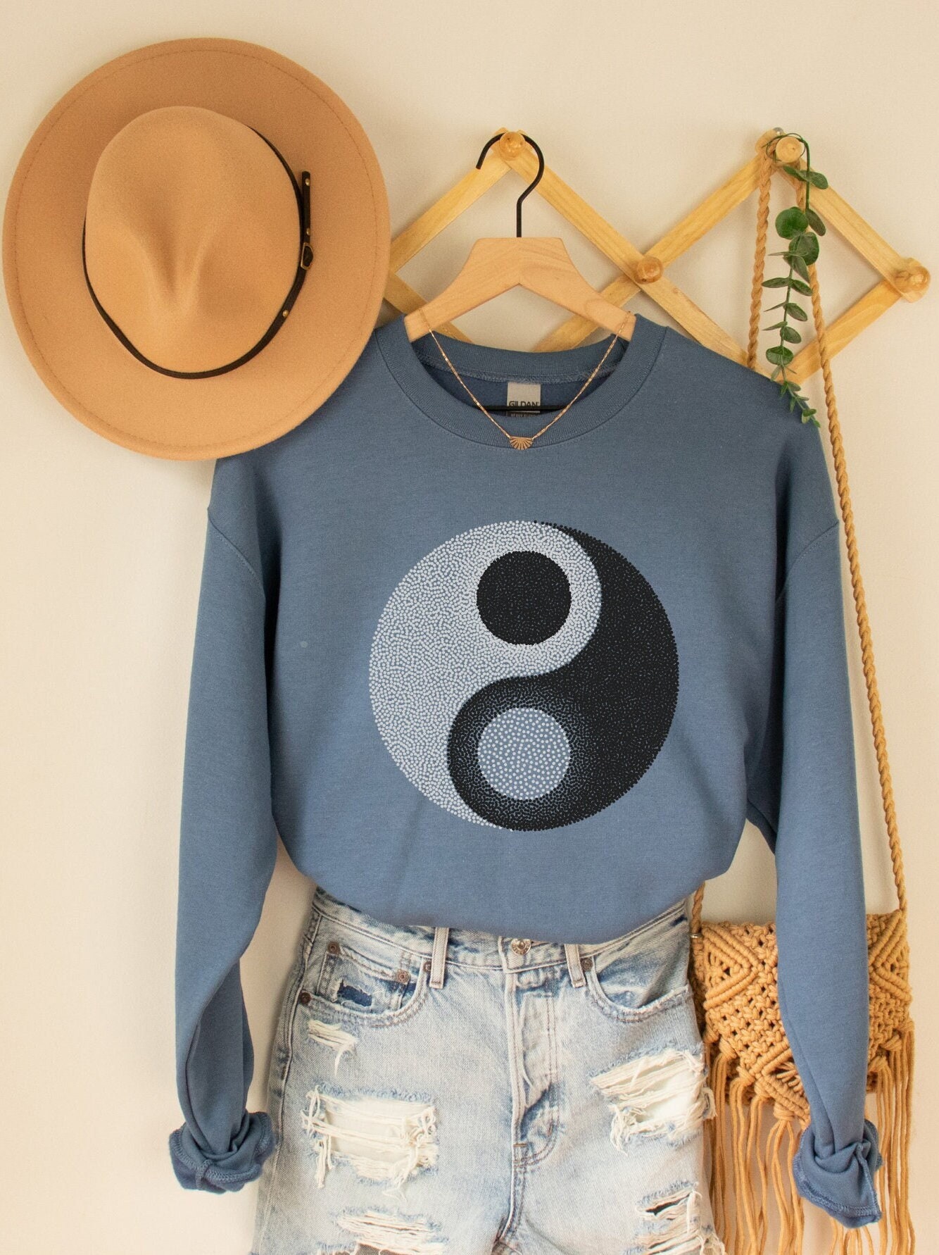 Yin Yang Sweatshirt, Yin Yang Shirt, Meditation Sweatshirt, Spiritual ...