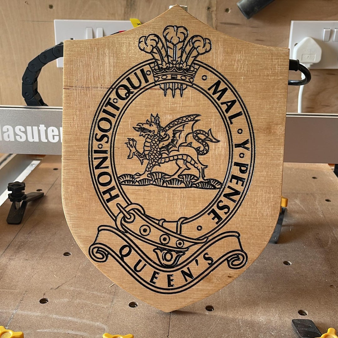 Cnc Queens Reg Cap Badge SVG File - Etsy