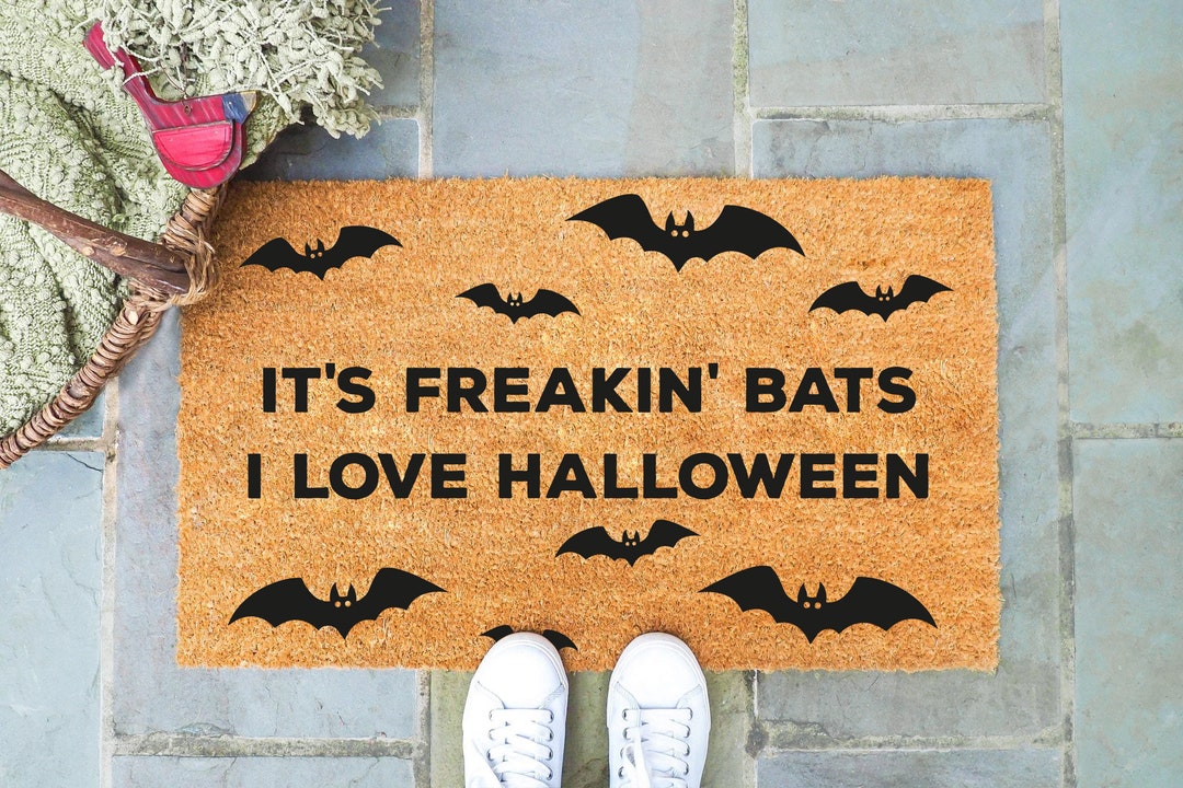 Its Freakin Bats I Love Halloween Door Mat | Funny Meme Doormat ...