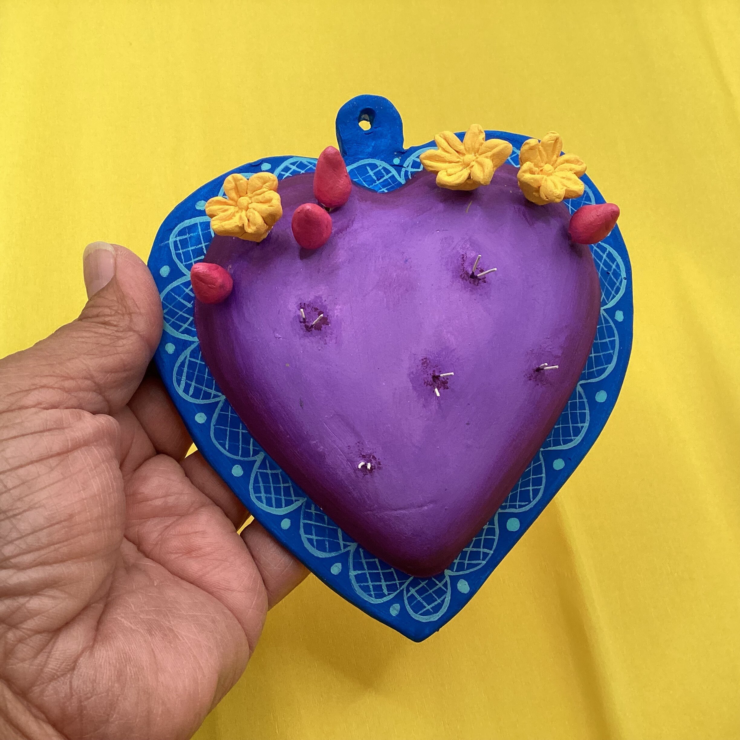 Mexican Milagrito De Nopal, Corazón De Nopal Morado, Arte En Cerámica ...