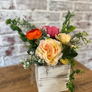 Spring Floral Arrangement, Spring Mix Centerpiece, Flower Arrangement ...