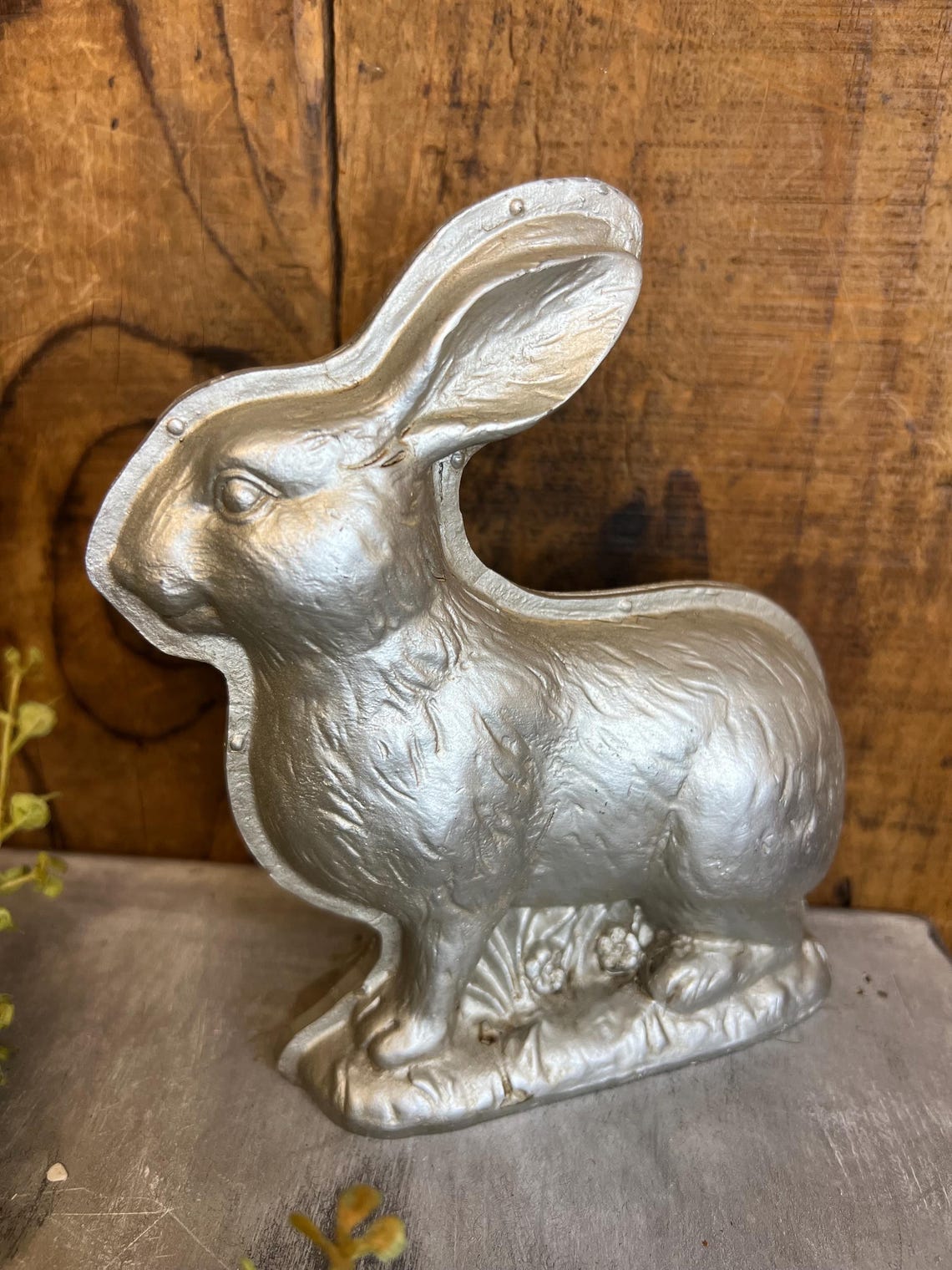 Antique Look Metal Bunny, Rabbit Metal Look, Metal Distressed Bunny ...