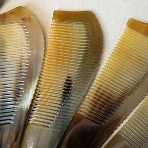 1PCS Natural Handmade Cattle Horn Comb Hair Brush,handle Horn Massage ...