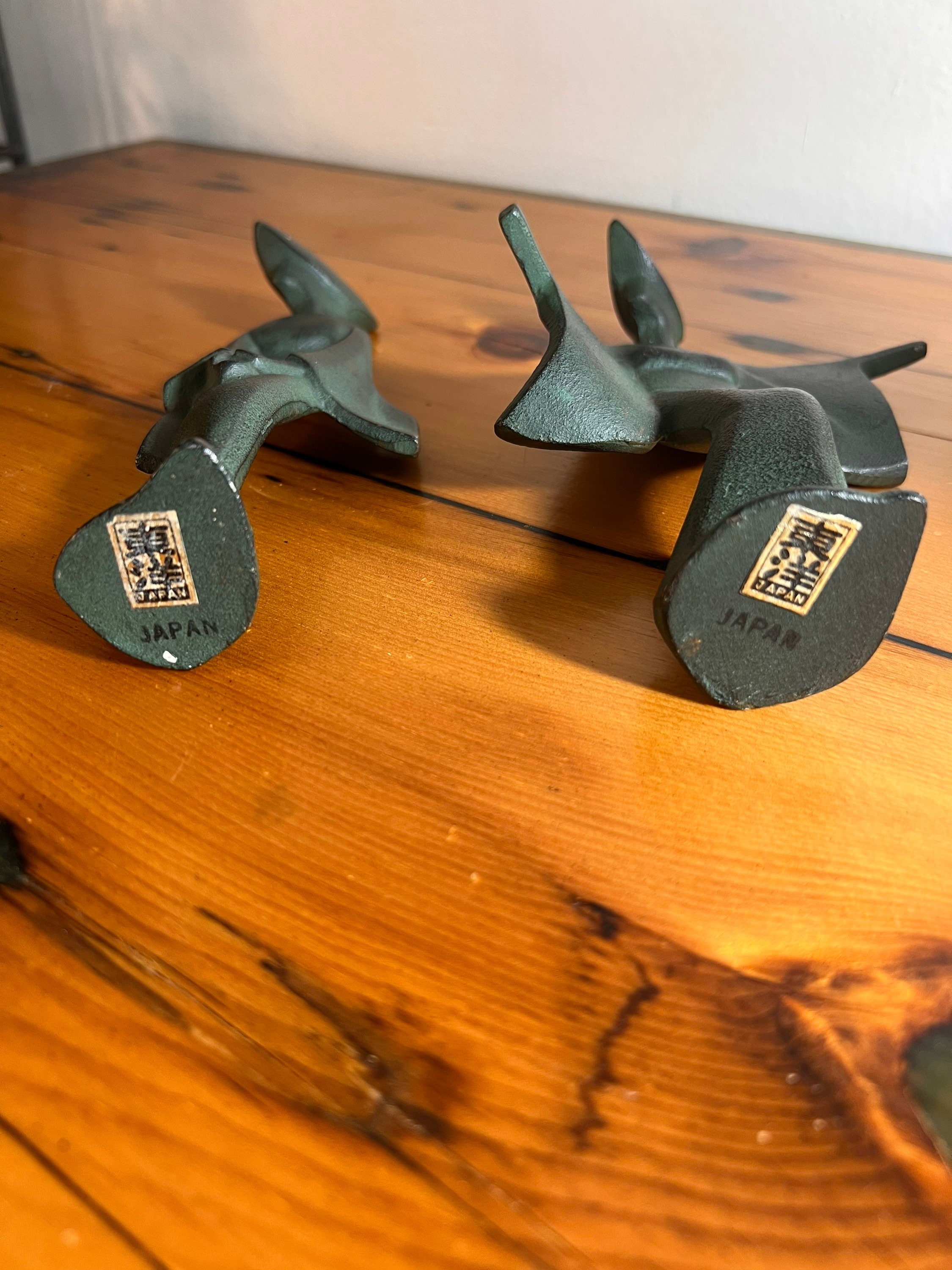 2 Vintage Cast Iron Minimalist Japanese Ladies/geisha Figurines - 7 ...