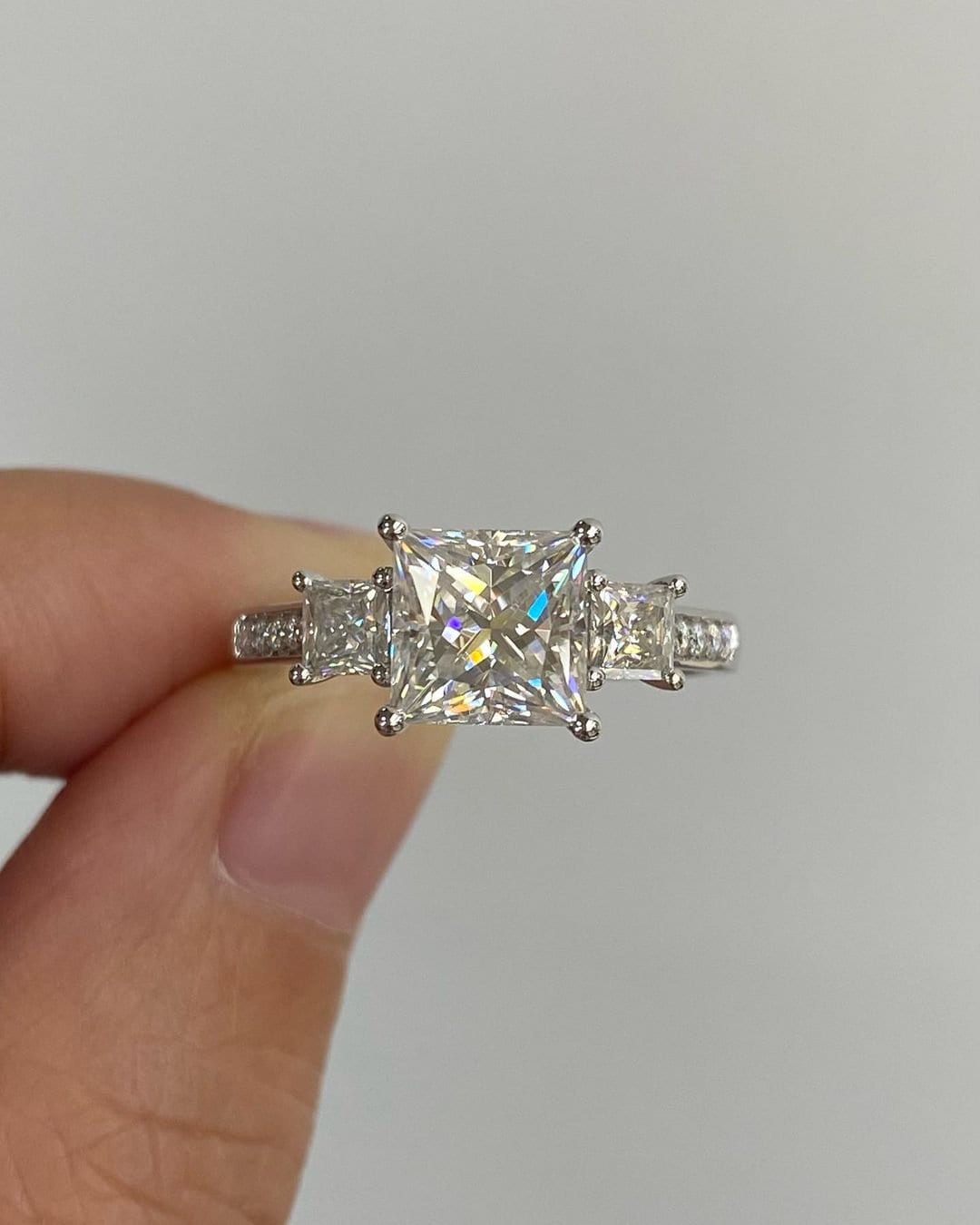 2 CT Center Princess Cut Side Two Princess Cut Moissanite Diamond Ring ...