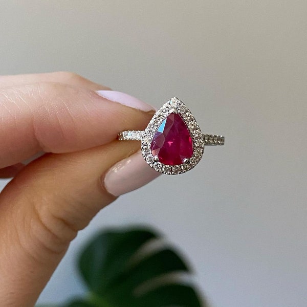 Red Ruby Ring - Etsy