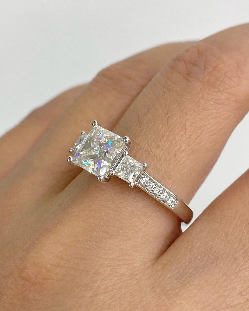 2 CT Center Princess Cut Side Two Princess Cut Moissanite Diamond Ring ...