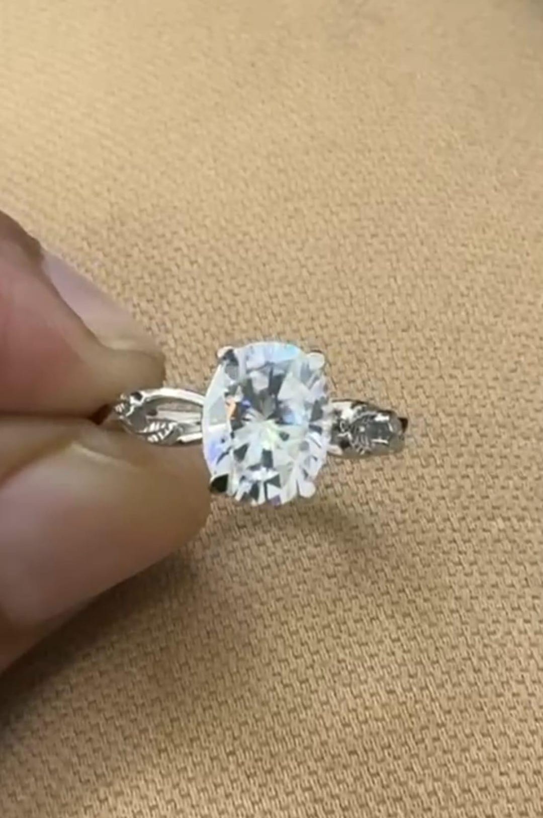 Ice Crushed 2 CT Oval Cut Moissanite Diamond Leaf Shape Band Engagement ...