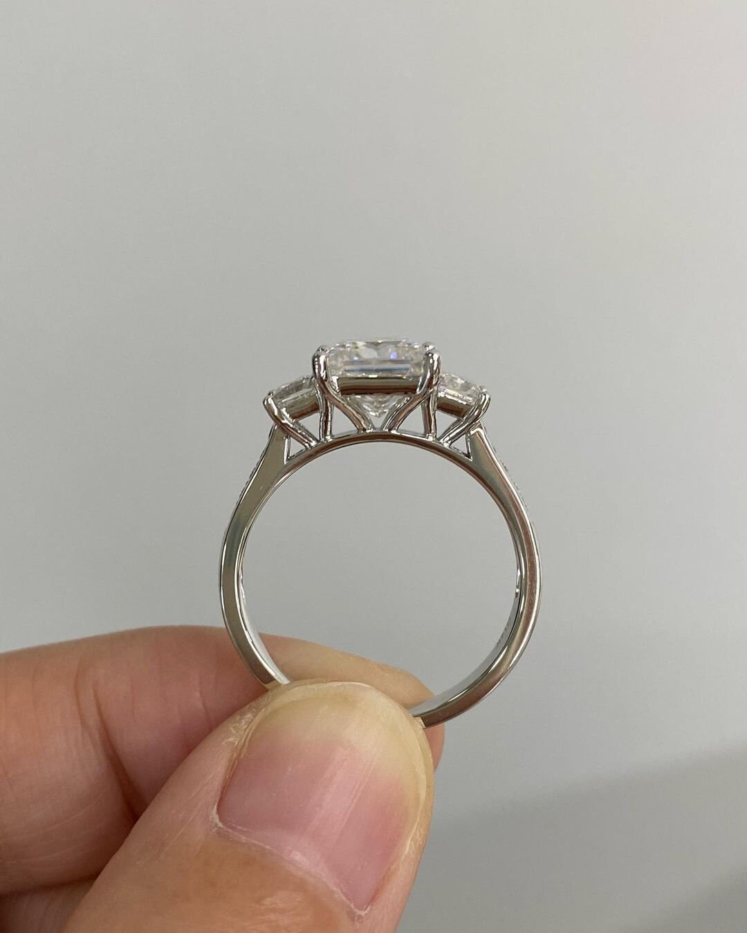 2 CT Center Princess Cut Side Two Princess Cut Moissanite Diamond Ring ...