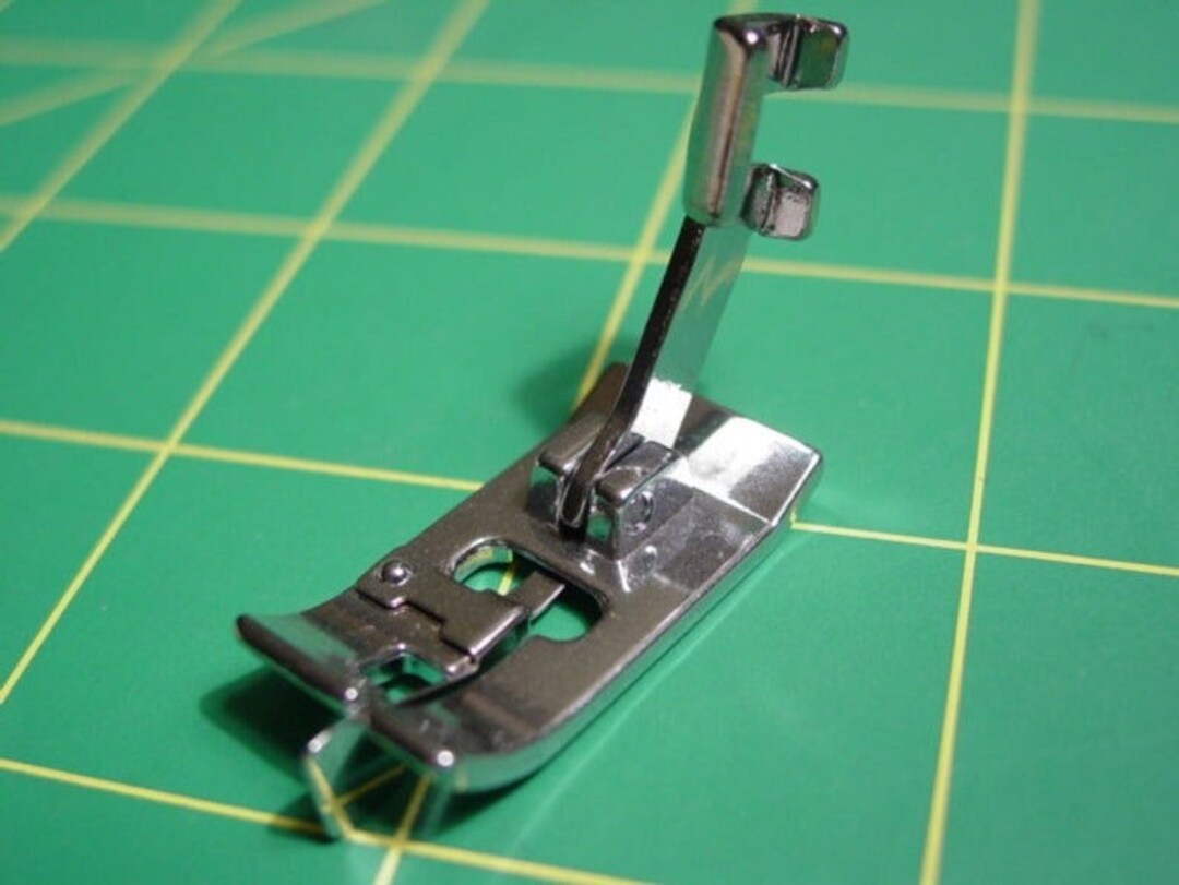 Singer/slant Shank Overcast Edge Stitch Foot - Etsy