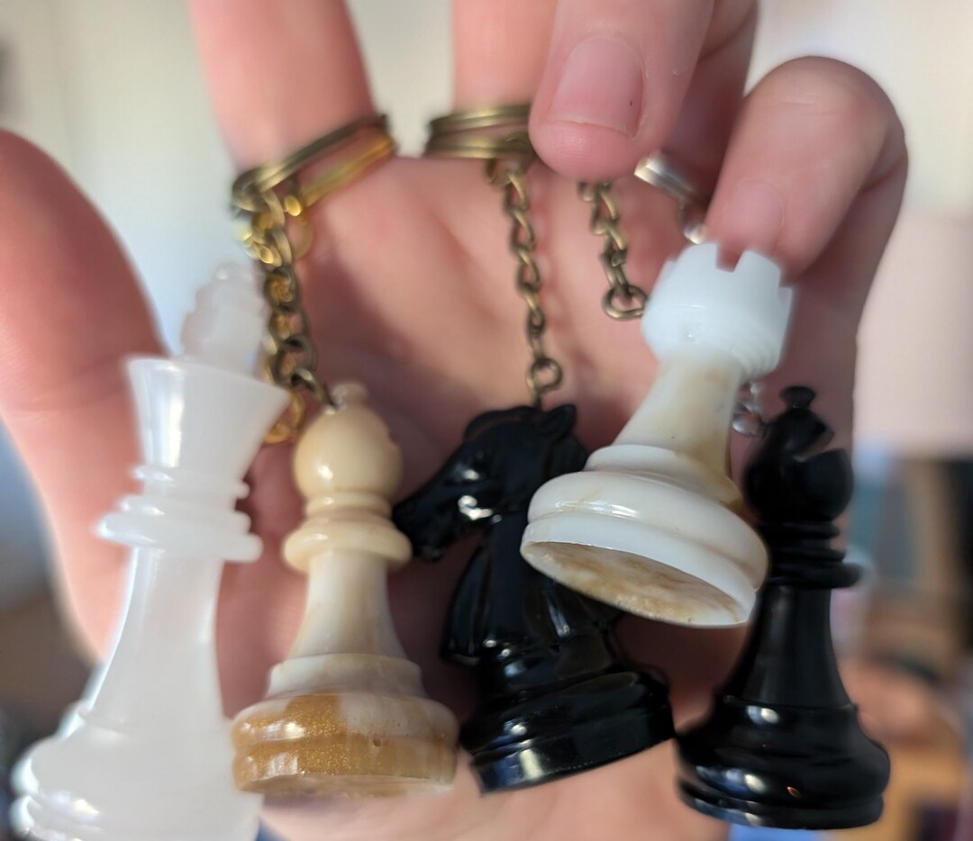 Chess Piece Keyrings - Etsy
