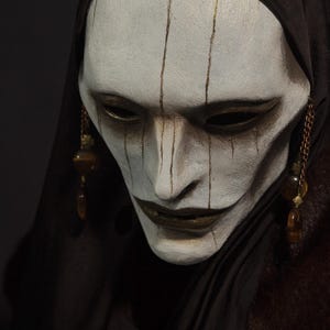 No One — Simple Face White Mask - Etsy