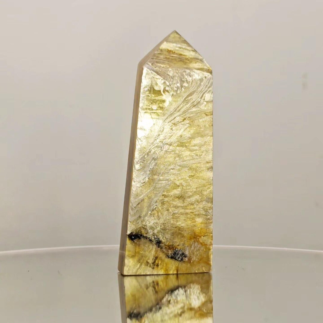 Natural Muscovite Mica Tower for Gemstone Collection and Spiritual ...