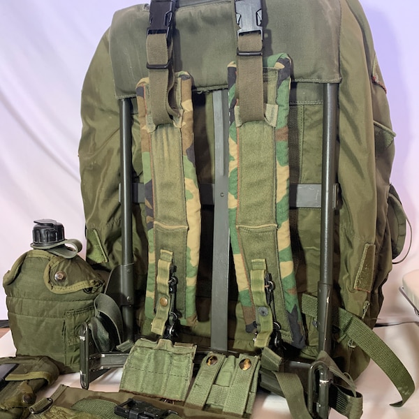 Lc1 Alice Pack Frame - Etsy