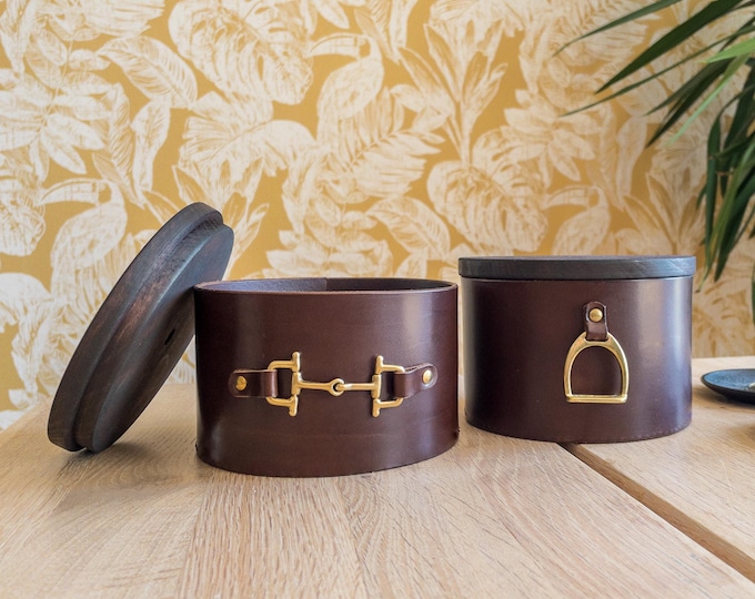 Equestrian Leather Box With Brass Stirrup and Horse Bit, 5,7" Diameter ...